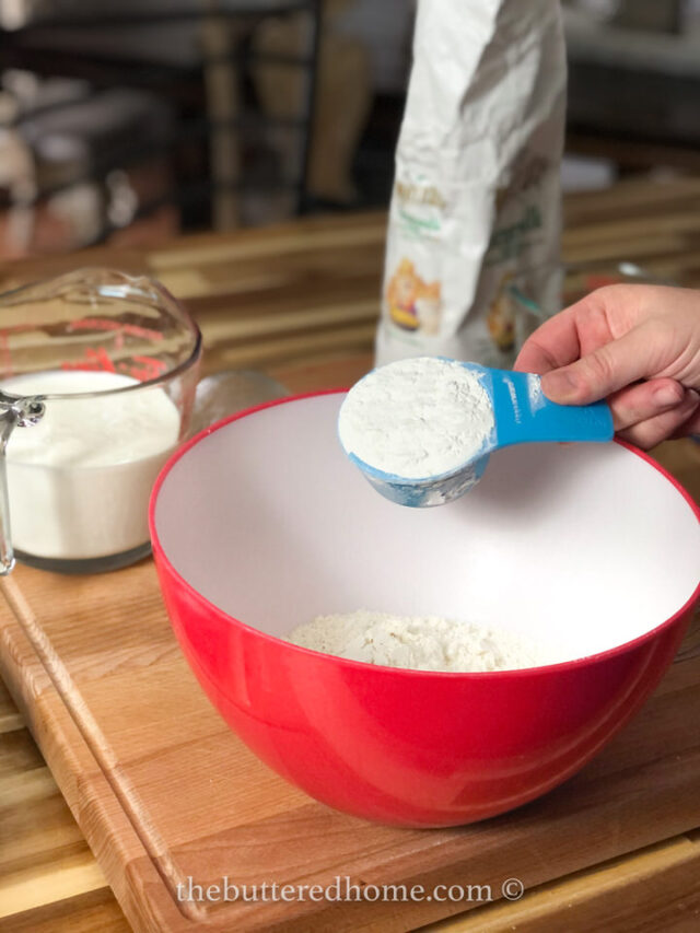 Southern Crackling Cornbread - The Buttered Home