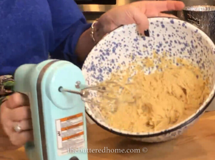 Cinnamon Fiddlestick Cookies - The Buttered Home