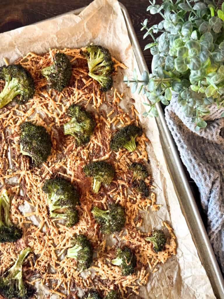 Crispy Low Carb Cheese Broccoli Chips - The Buttered Home