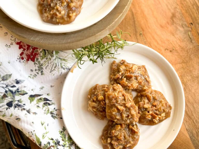 No Bake Drop Praline Pecan Cookies - The Buttered Home